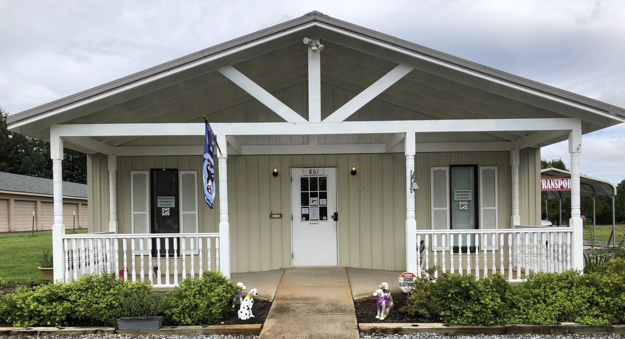 About – Community Pet Center